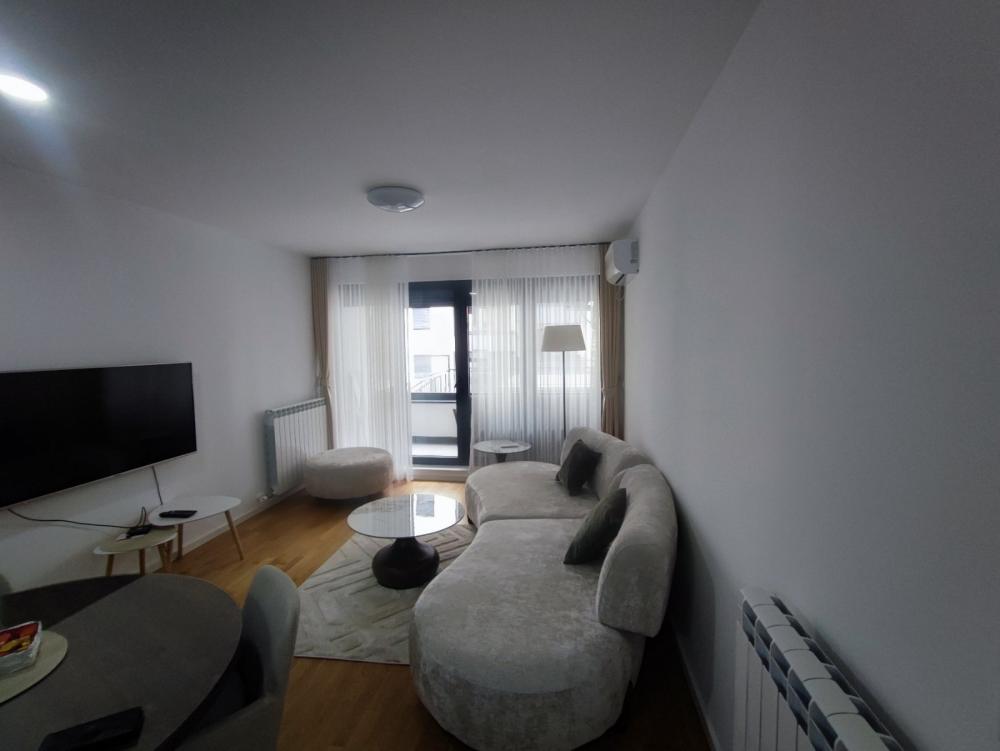 Izdaje se stan,Sunnyvile ID#1738
1.000 €
