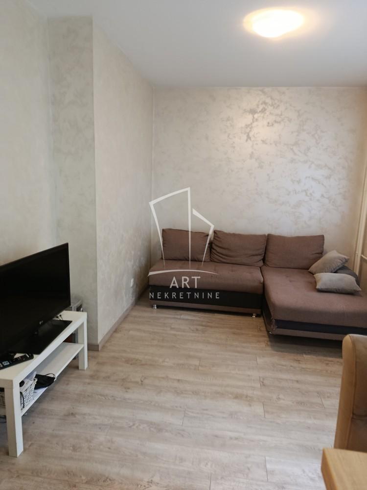 Miljakovac, Stanka Paunovića Veljka, 49m2 ID#15558
500 €