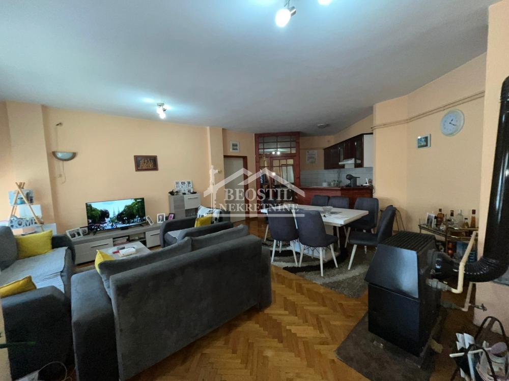 Smederevo - centar - 5.0 duplex ID#25352
149.000 €