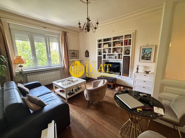 Topličin venac 43m2, 1.5 renoviran stan ID#5192
300.000 €