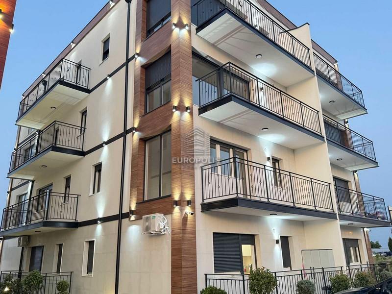 Ledine, Novi Beograd ID#9619
150.000 €