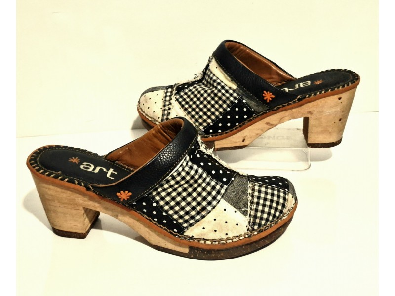 Neverovatne ,,ART,, NOVE zenske papuce br.38