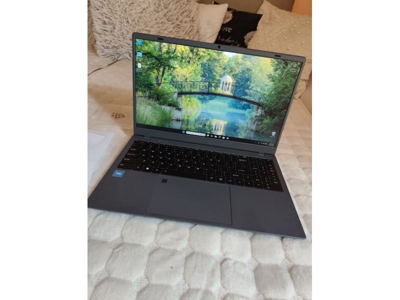 SUXI 14" 16GBDDR4 SSD128GB 2.0GHz****NOVO****