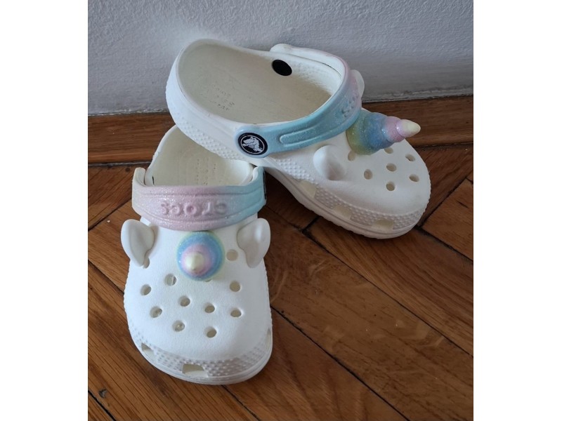 crocs sandale za devojcice