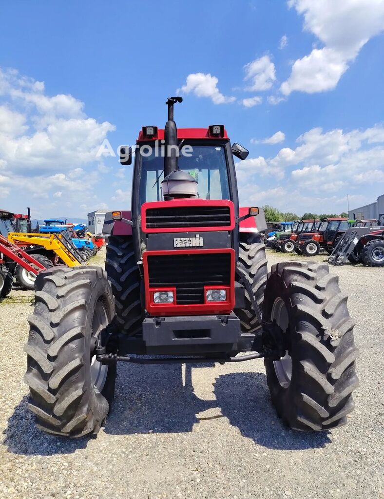 Case IH 1255XL traktor točkaš