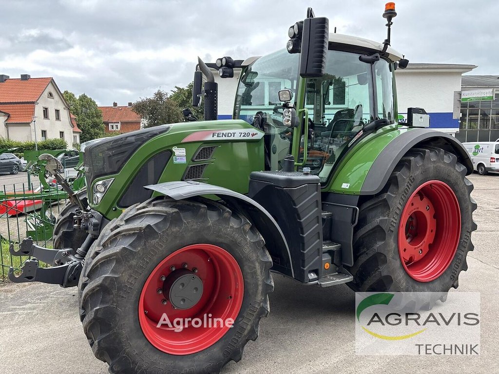 Fendt 720 Vario S4 traktor točkaš