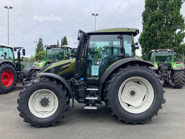 Novi Valtra G135 A traktor točkaš