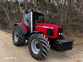 Massey Ferguson 8220 traktor točkaš