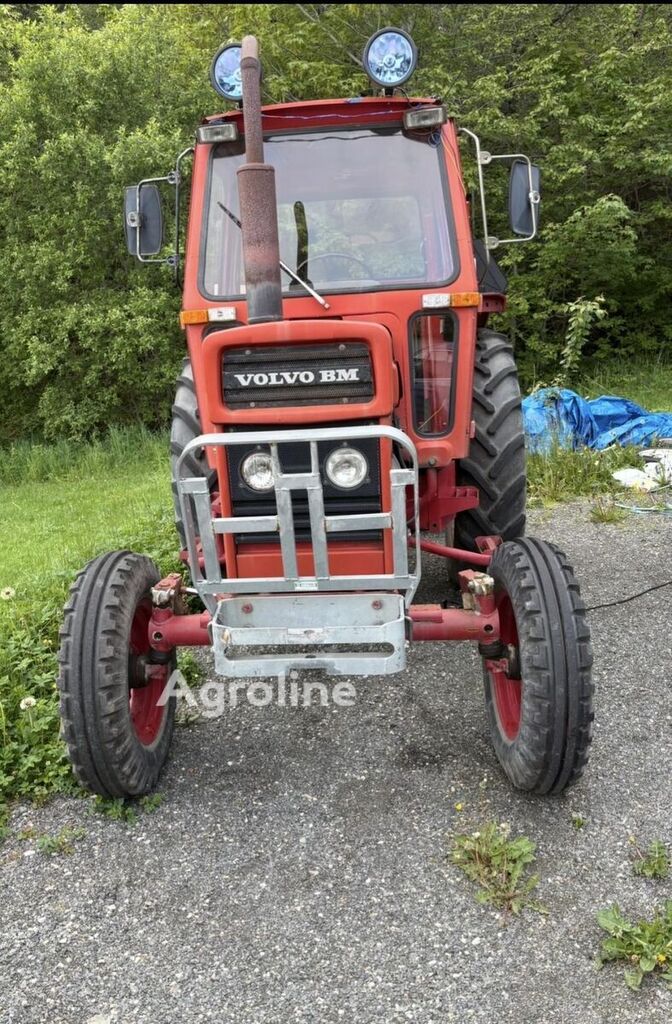 Prodaje se Volvo 2250 traktor točkaš na aukciji