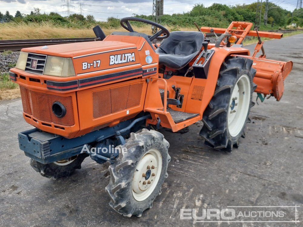 Prodaje se Kubota B1-17 mini traktor na aukciji