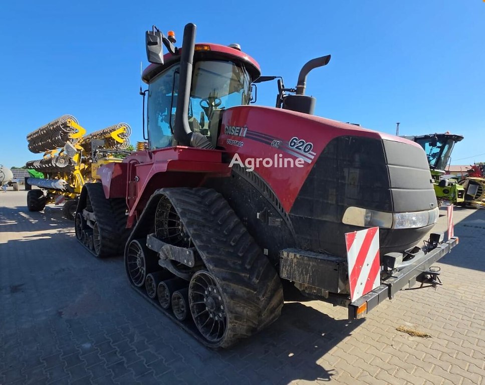 Case IH Quadtrac 620 traktor guseničar