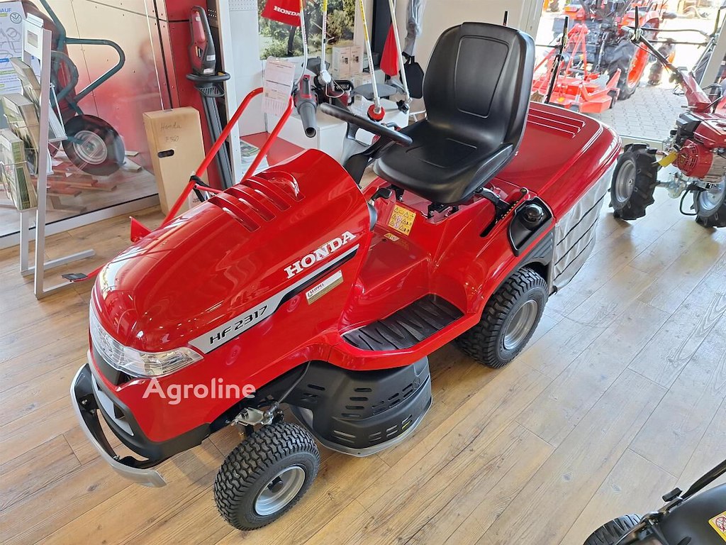 Novi Honda HF 2317 HME traktor kosilica