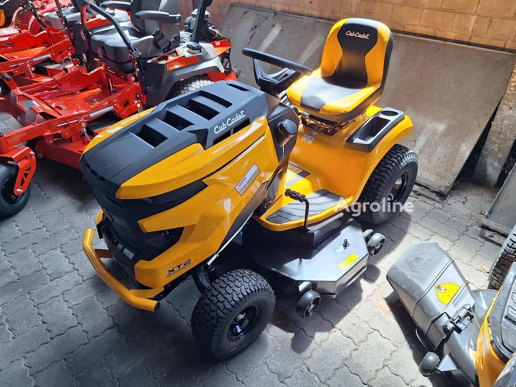 Novi Cub Cadet XT2 QS117 traktor kosilica