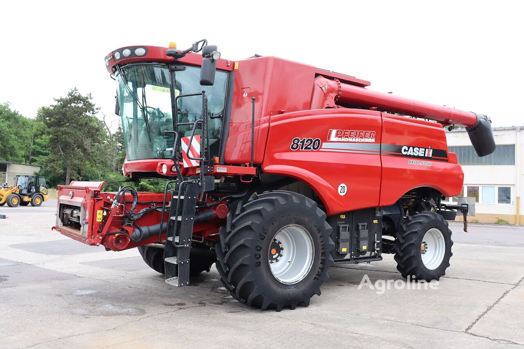 Case IH 8120 kombajn za žito