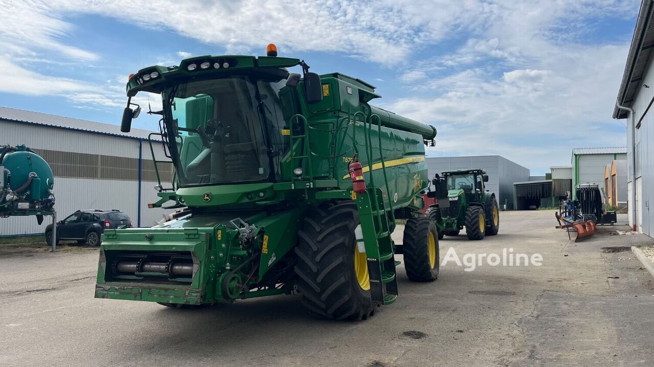 Prodaje se John Deere WT56 - T670HM + LIŠTA 630X kombajn za žito na aukciji