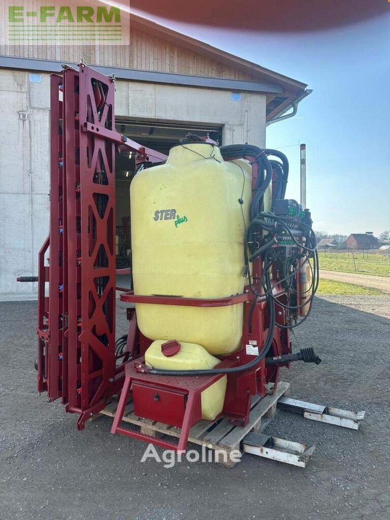 Hardi master 1800 plus vučena prskalica