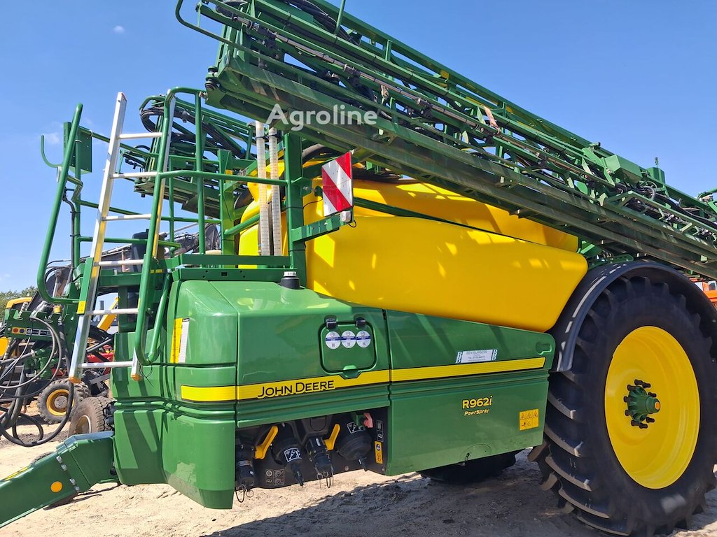 John Deere R962i vučena prskalica