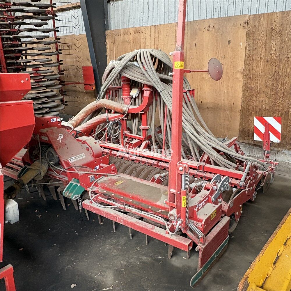 Prodaje se Kverneland NG-S 101 - 4m rasipač veštačkog đubriva na aukciji
