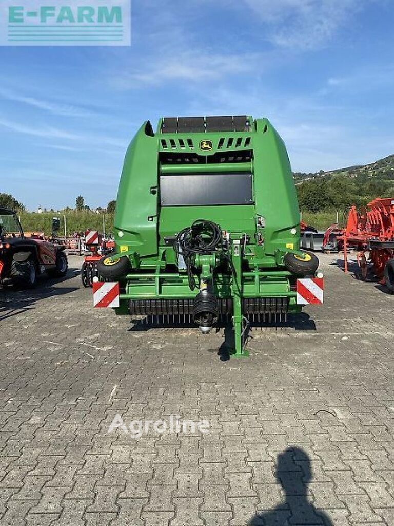 John Deere v451 m balirka za okrugle bale