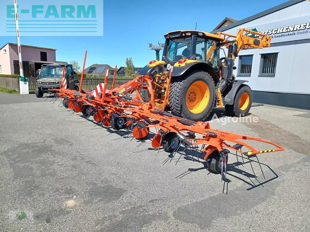 Kuhn gf 8703 prevrtač sena