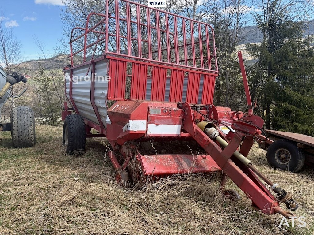 Pöttinger Pony LW 50 samoutovarna prikolica