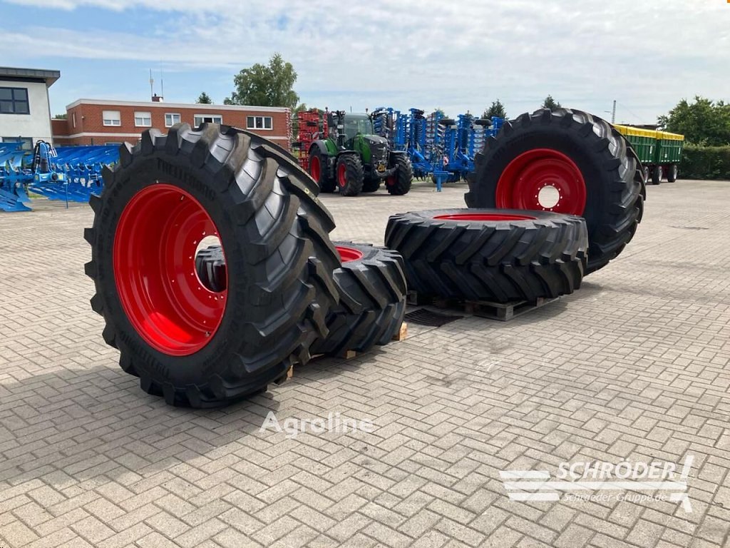 Novi Fendt TRELLEBORG VF750/70R44 točak