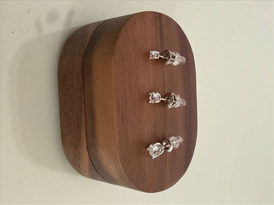 Moissanite Dijamantske mindjuse