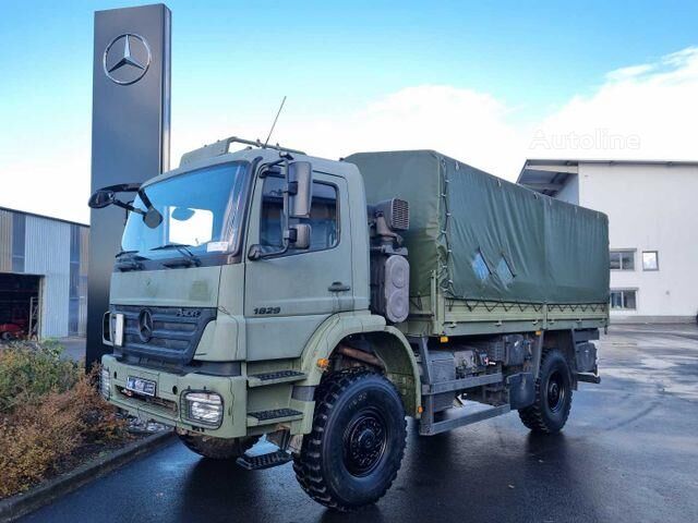 Mercedes-Benz Axor 1829 A 4x4 Pritsche/Plane 3 Stück kamion s ceradom