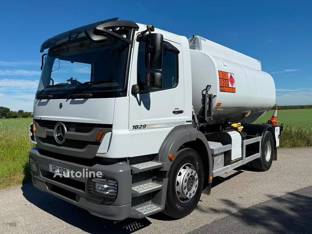 Mercedes-Benz 1829 autocisterna za gorivo