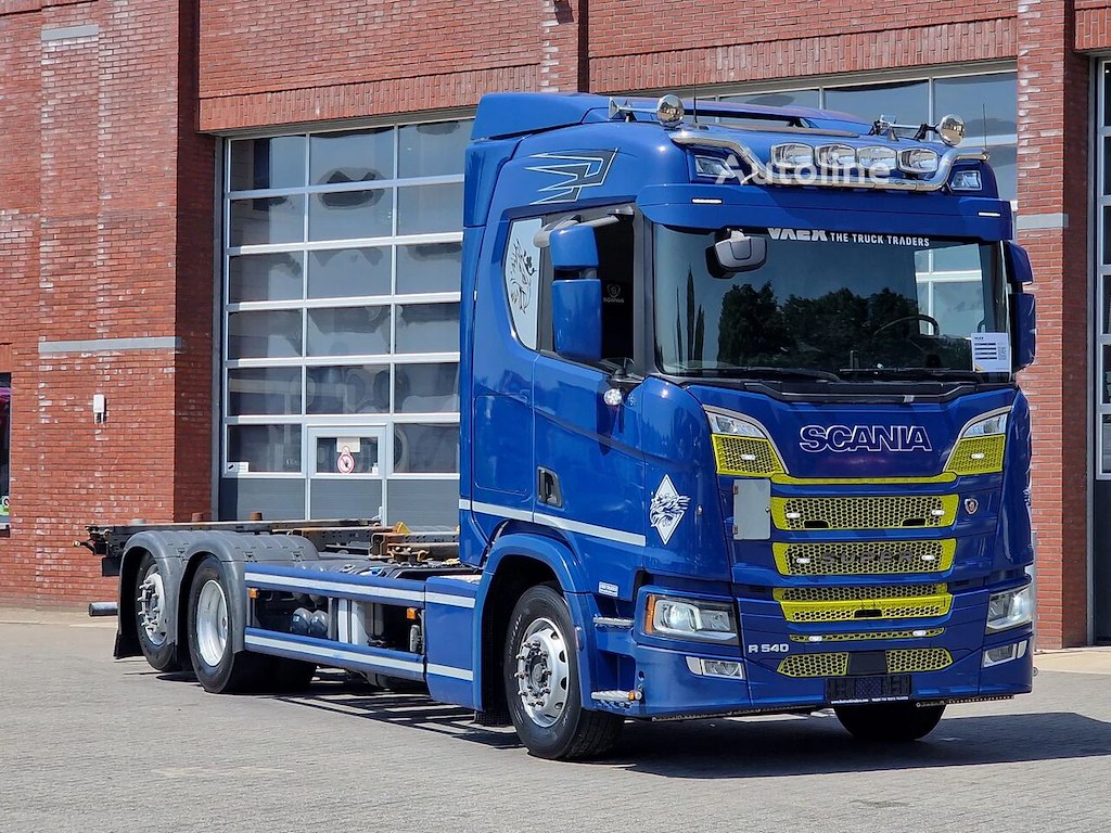 Scania R450 NGS 6x2*4 BDF - Retarder - Steering axle rear - Full air - vozilo za prevoz kontejnera