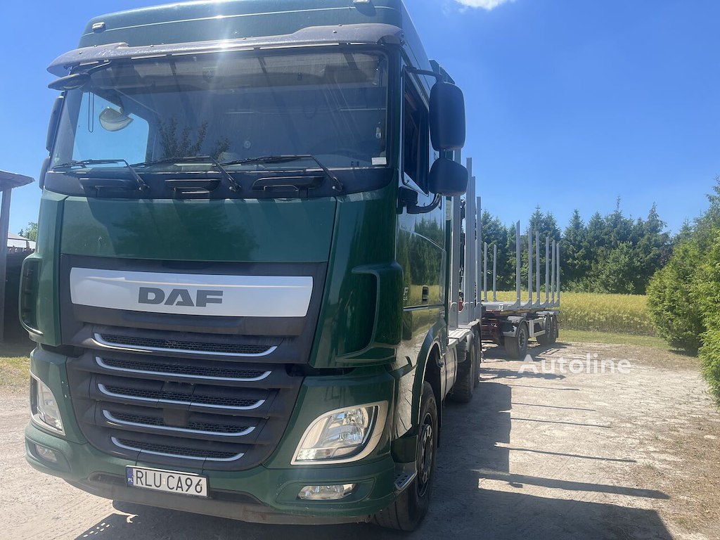 DAF XF kamion za prevoz drva
