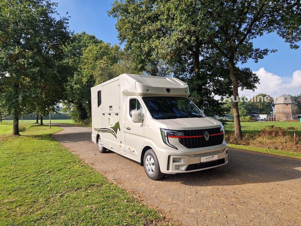 Novi Renault Master vozilo za prevoz konja