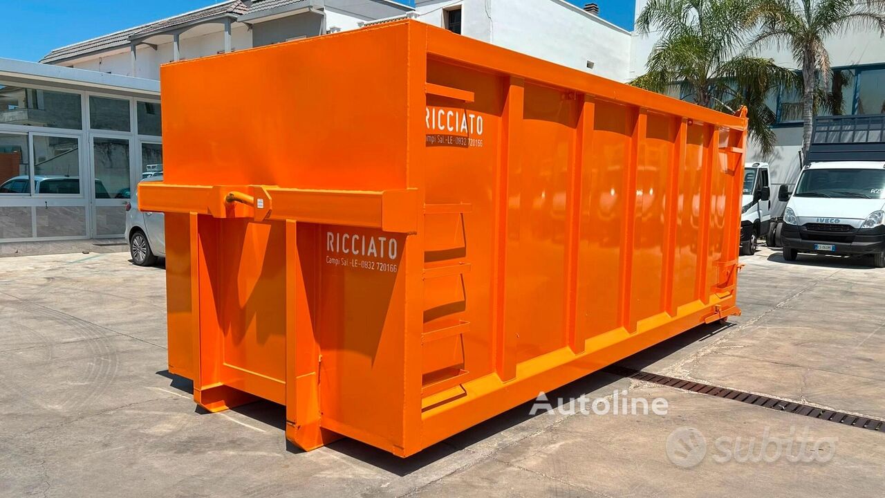 Novi Scarab multilift kontejner