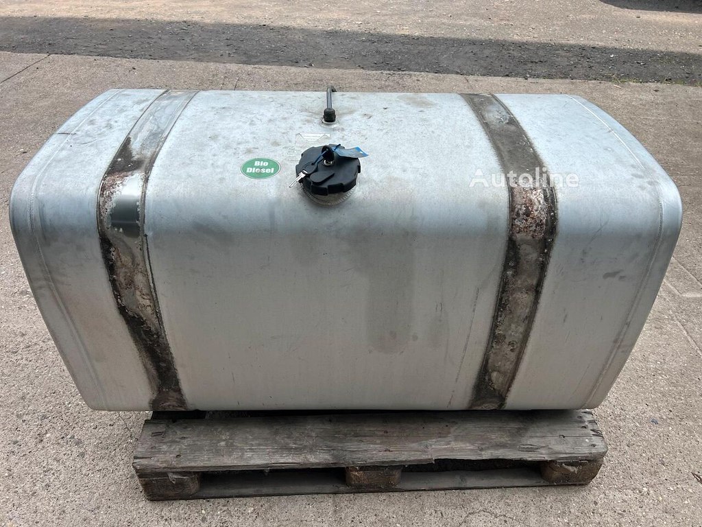 MAN Rezervoar za dizel gorivo, pomoћni rezervoar 580L 81.12201.6737 rezervoar za gorivo za kamiona