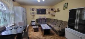 Prodajem Kuću, Rumenka