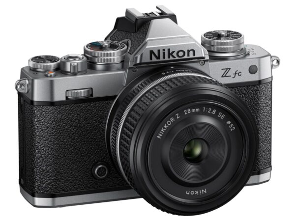 NIKON Z fc + w/28mm f/2.8 SE