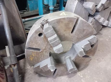 Mašinski alat Stock 18″ 4 Jaw Chuck
