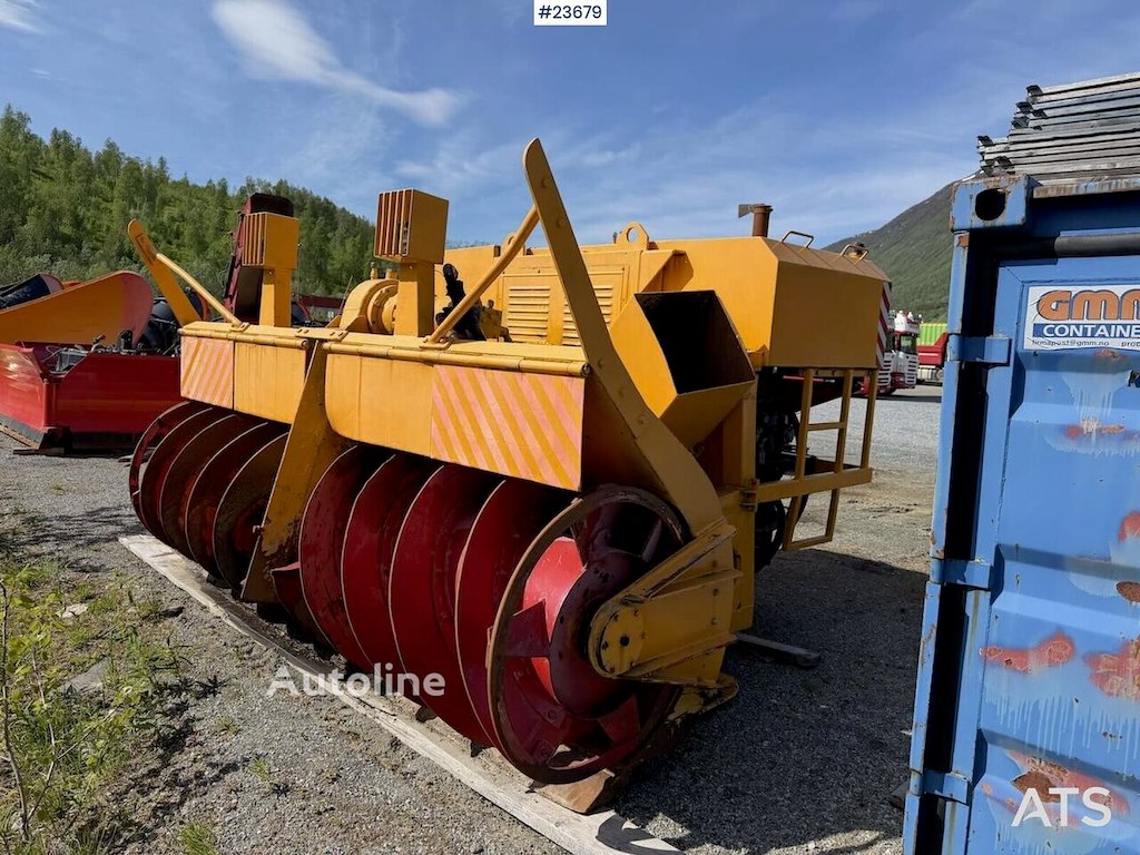 Øveraasen UTV 90-115-250 snøfres – Lite timer montirani čistač snega