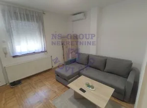 Prodaja Stan - Novi Sad, Detelinara: Sajam - Sajmište