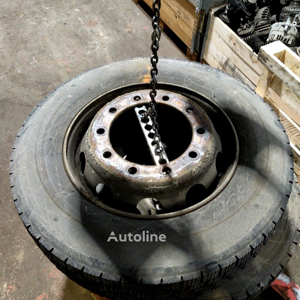 Bridgestone 275/70 R22.5 točak za MAN