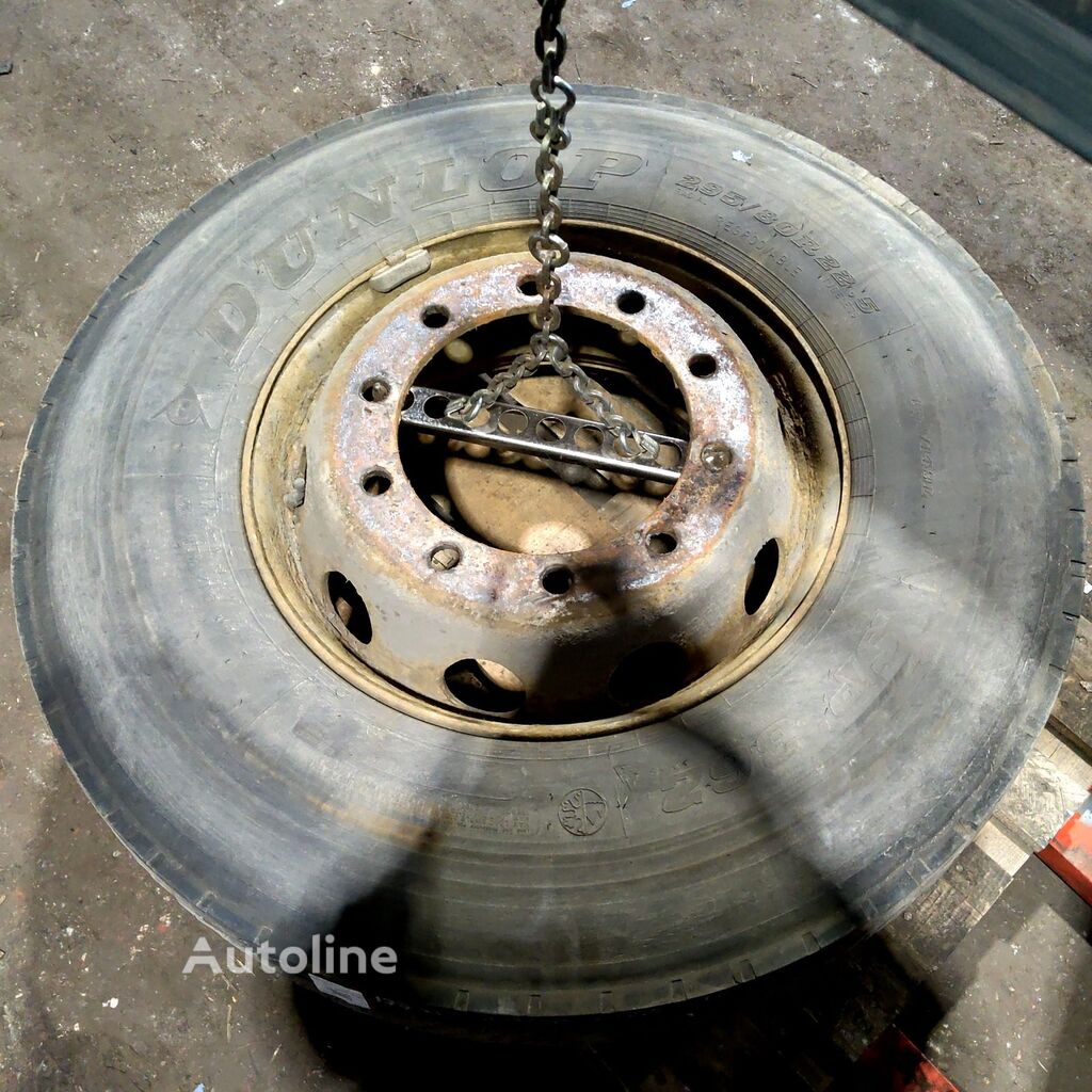 Dunlop 295/80 R22.5 točak za Volvo B6, B7, B9, B10, B12 bus (1978-2011)