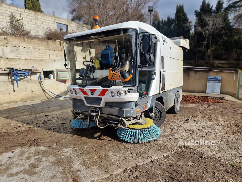 Ravo 540 vozilo za čišćenje ulica