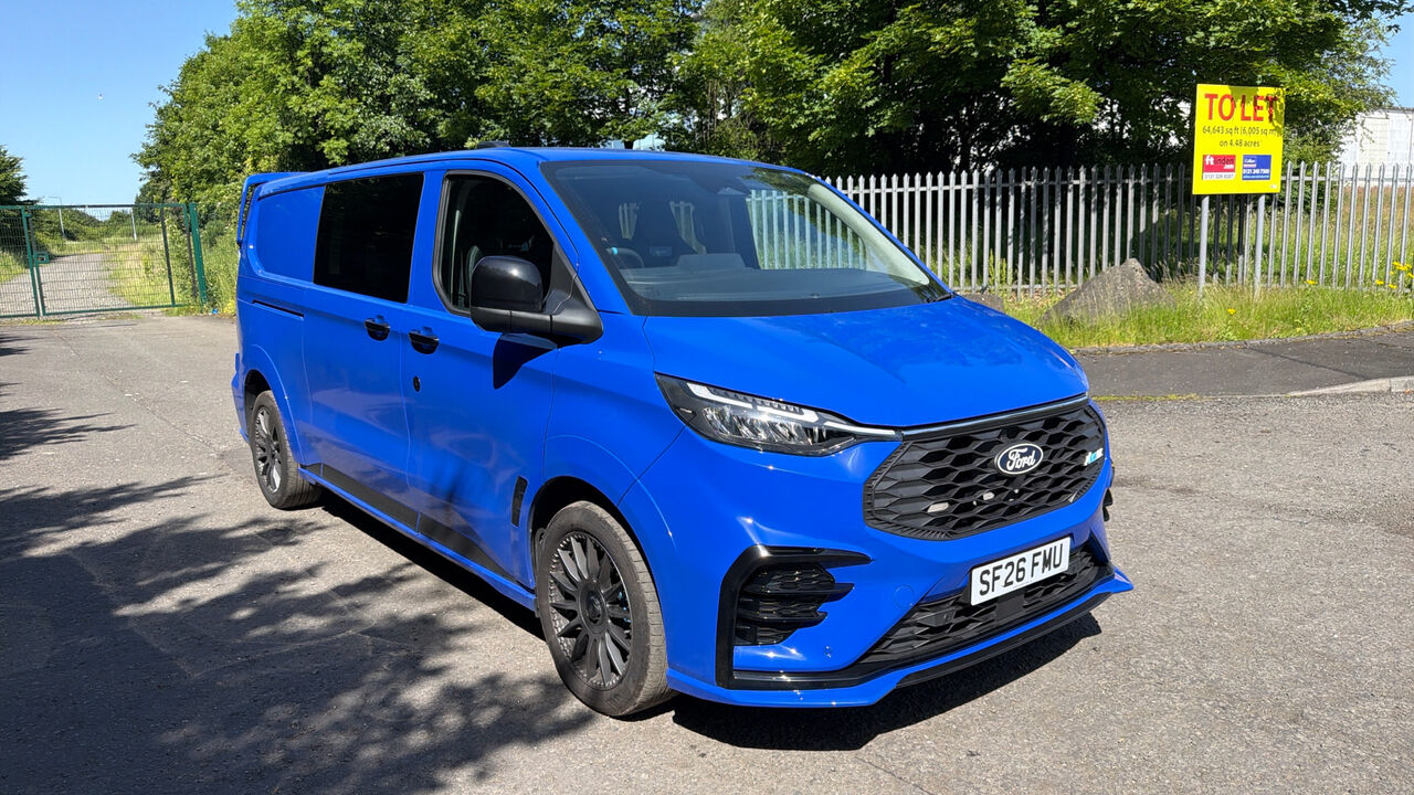 Prodaje se Ford Transit Custom 2.0 EcoBlue kombi minibus na aukciji