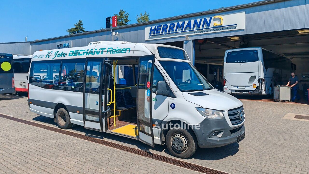 Mercedes-Benz Sprinter putnički minibus