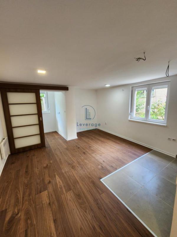 Viktora Igoa, Jednoiposoban stan na prodaju, 30m2, 131.900€