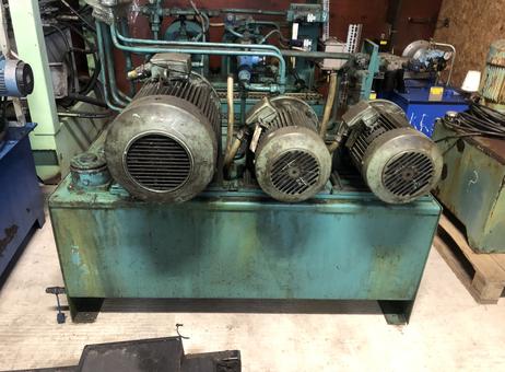 Viševretena četvorostrana mašina Hydraulic station --
