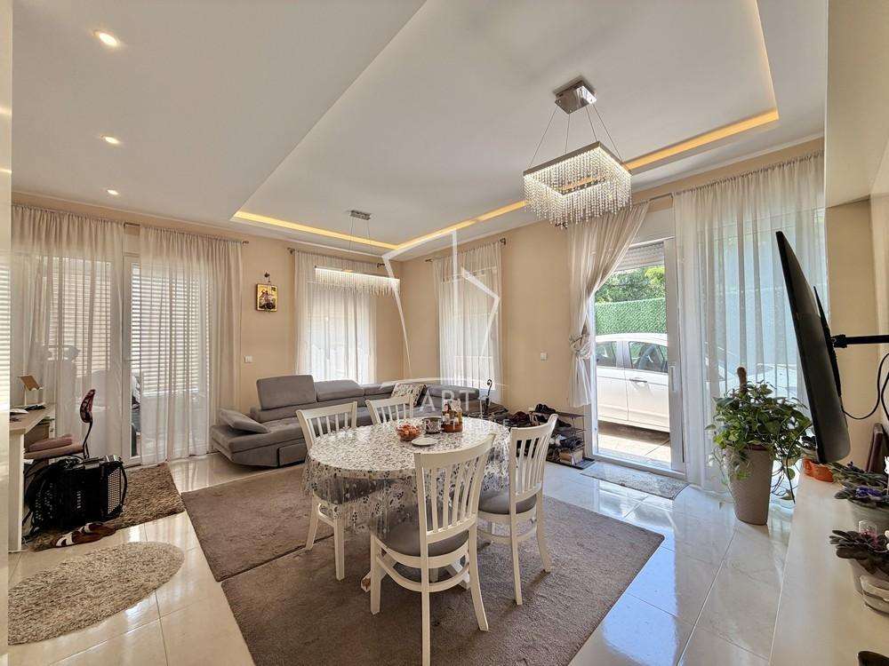 Miloja Zakića, Dvosoban stan za izdavanje, 46m2, 750€