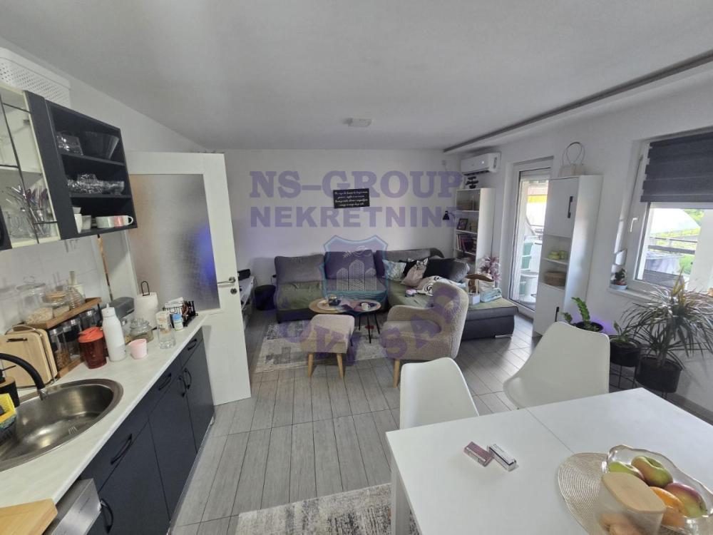 Trosoban stan na prodaju, 63m2, 136.270€