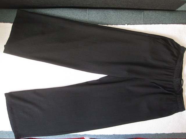 PANTALONE  STRADIVARIUS  (vel.EUR-XL)