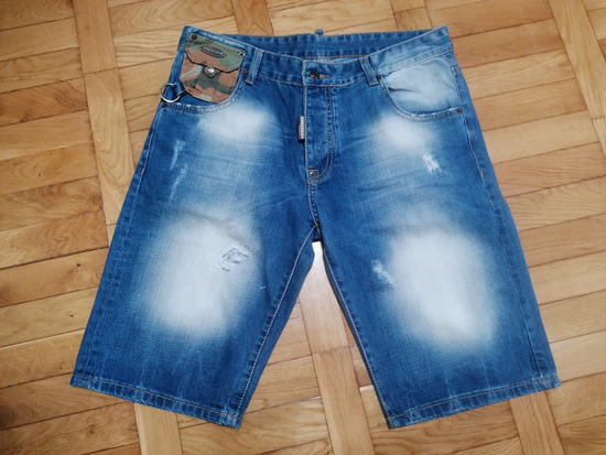 DSQUARED2 original muske bermude L VRHUNSKE
